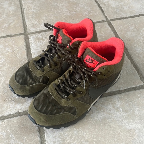 Nike | Shoes | Nike Mid Runner Worn Once | Poshmark